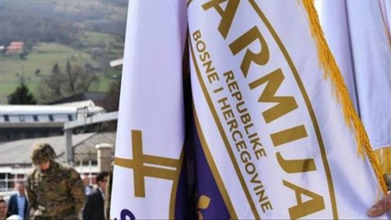 Generali ogorčeni: Armija RBiH je bila jedina zvanična vojna formacija ...
