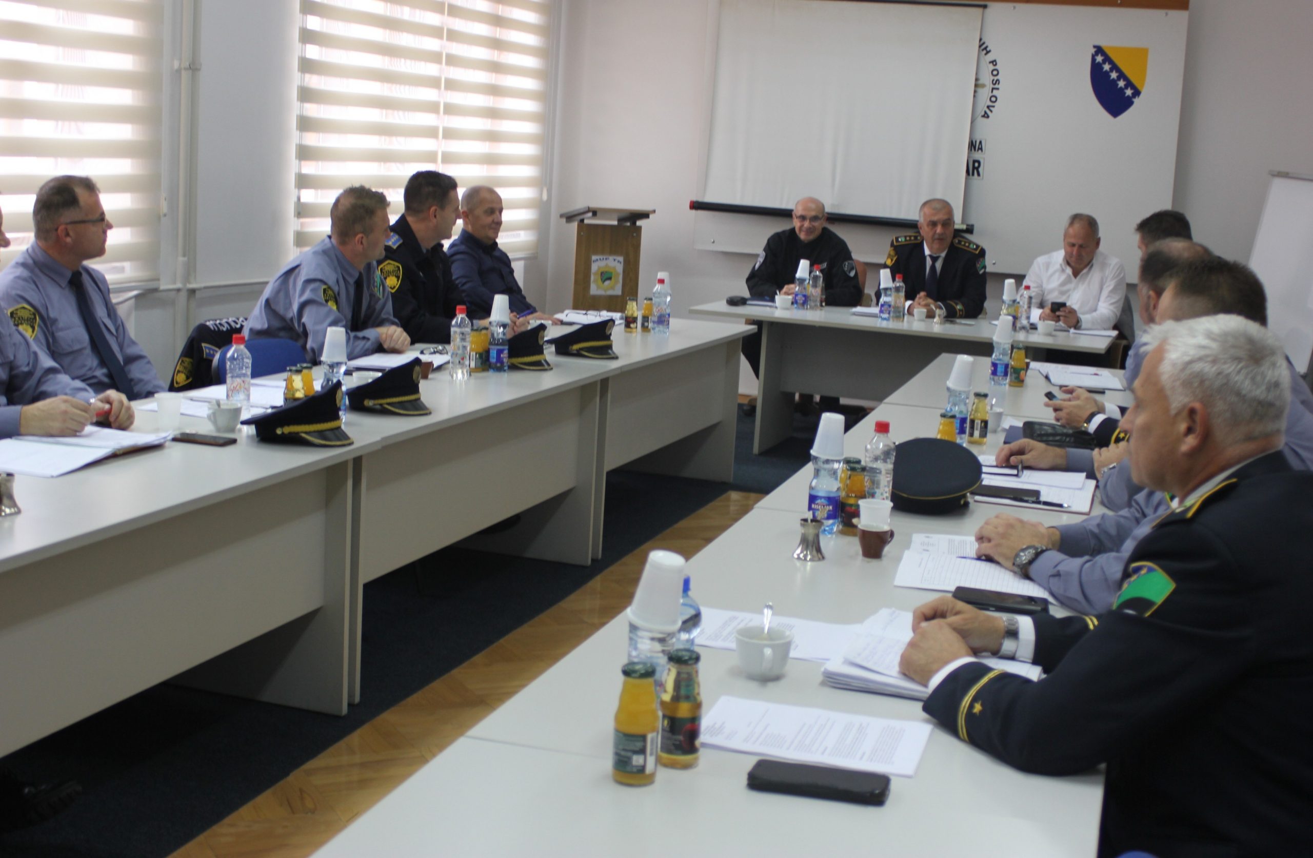 MUP TK: Održan prošireni kolegij direktora Uprave policije - Tuzlanska ...
